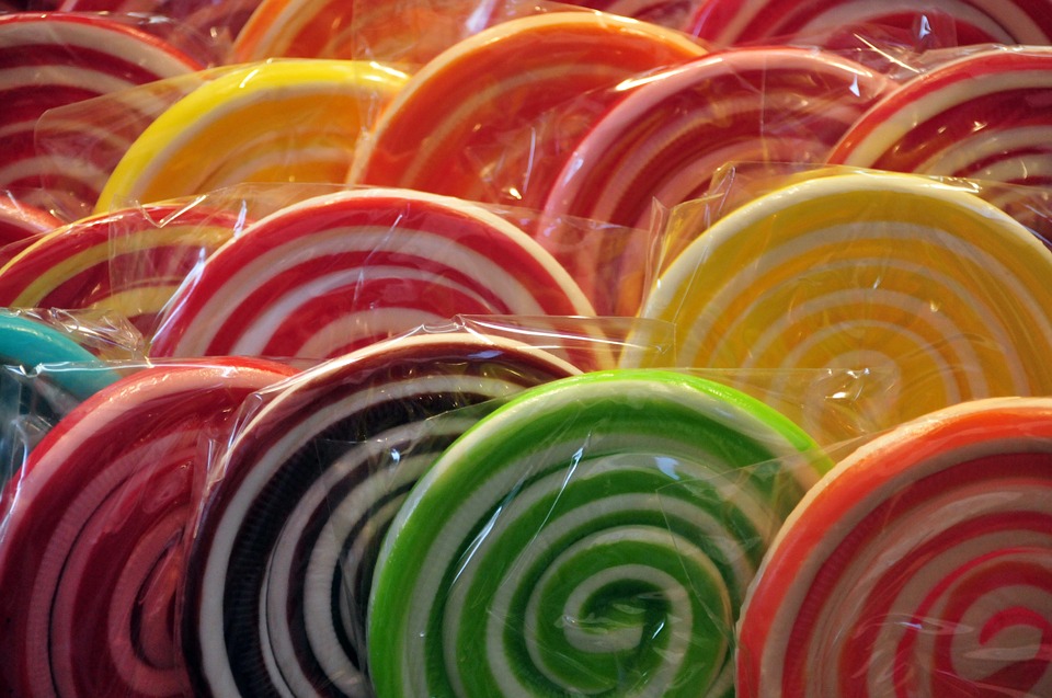 Which Branded Sweets Are Best for Your Reception Desk? | UK Corporate Gifts