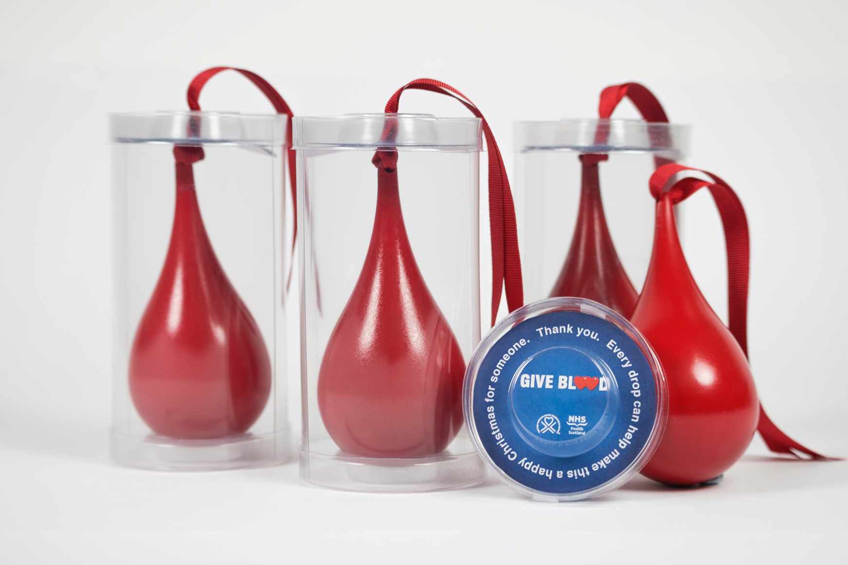Promotional Christmas Baubles Remind People to Give Blood #C | UK ...